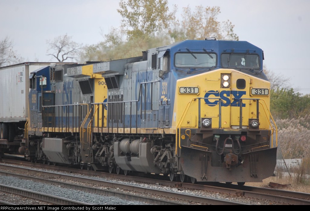 CSX 331 & 9009